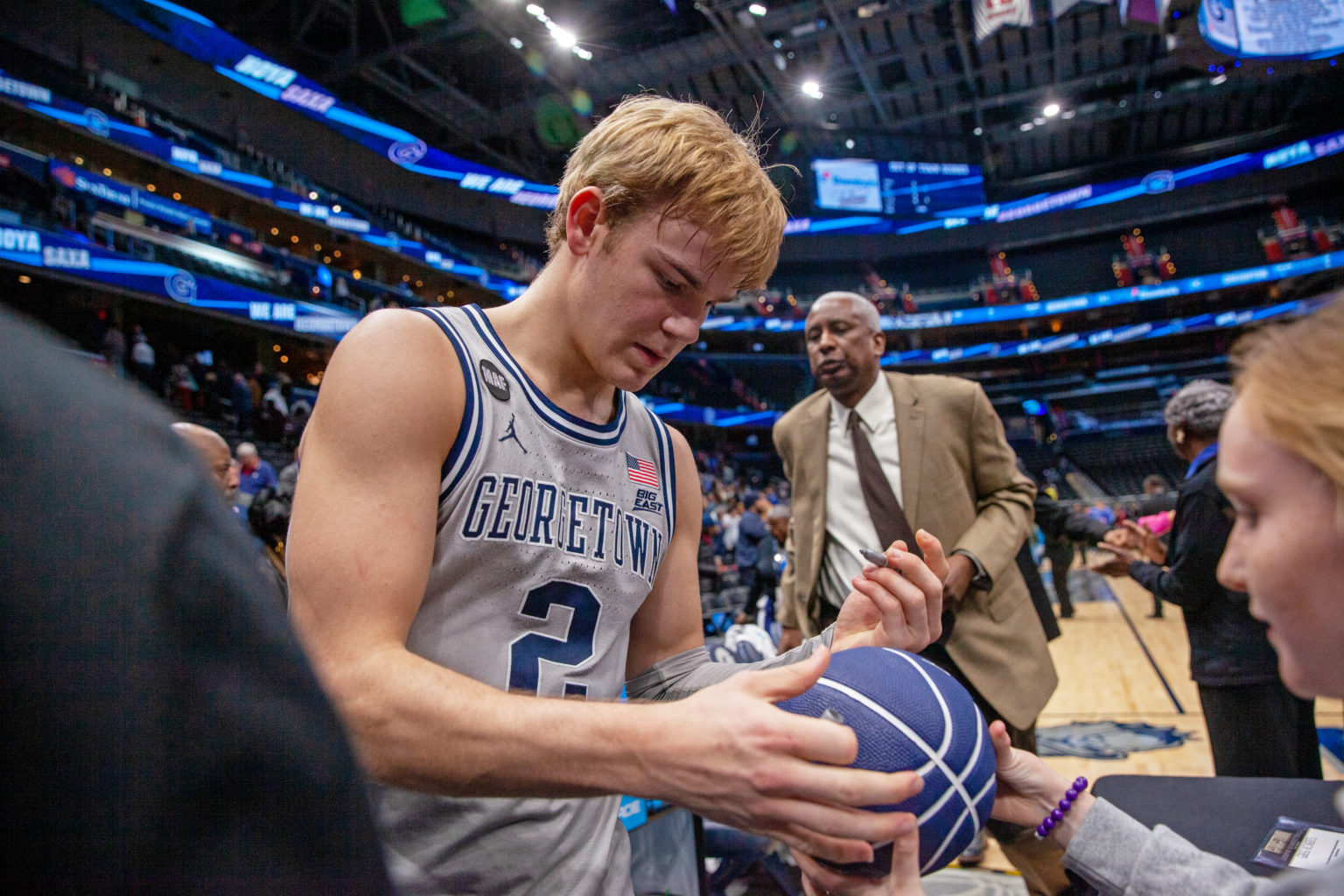 Mac McClung to Transfer From Georgetown - Thompson's Towel